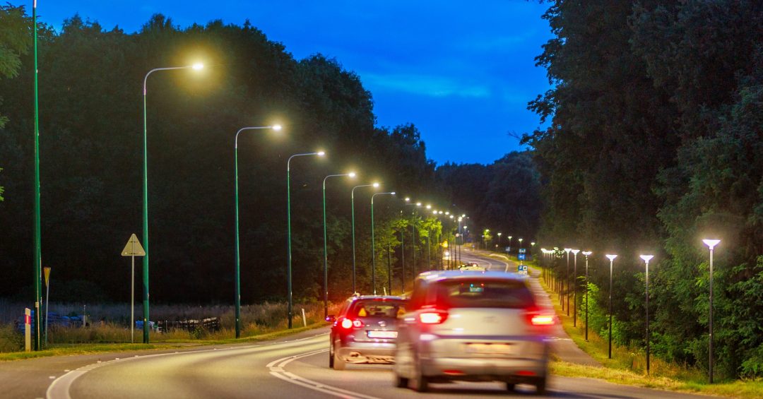 Composite lighting posts improve road safety - NCT
